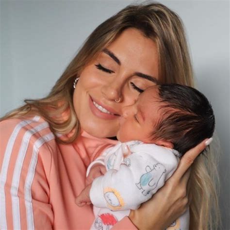 Liliana Filipa Surge Em Lingerie Com Transpar Ncias E Leva F S Loucura