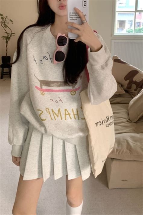 핑크프릴 Set 강아지 라운드넥 긴팔 티셔츠 플리츠 미니스커트 투피스세트