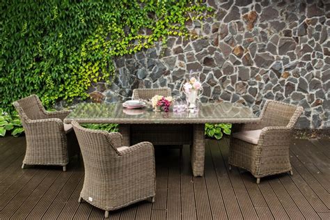 What S The Difference Between Rattan And Rattan Effect Patio Adventures