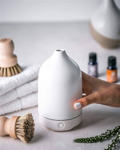 What Is An Oil Diffuser How To Use And Benefits
