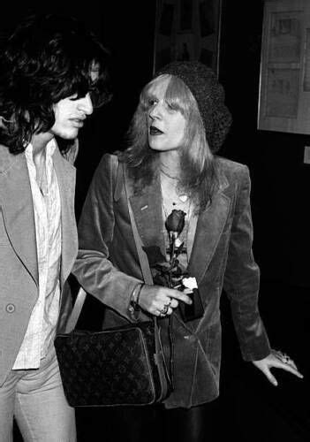 Joe Perry And Elyssa Jerret Dating Gossip News Photos