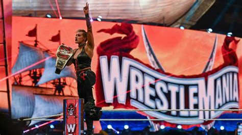 Rhea Ripley Se Torna A Nova Raw Womens Champion Na Wrestlemania 37