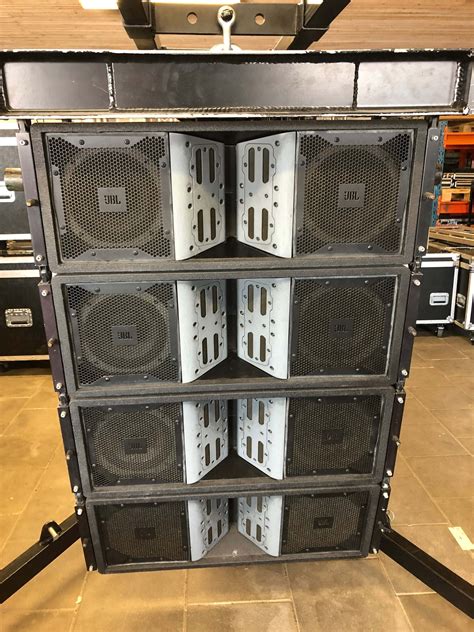 Jbl Vertec Line Array Speakers