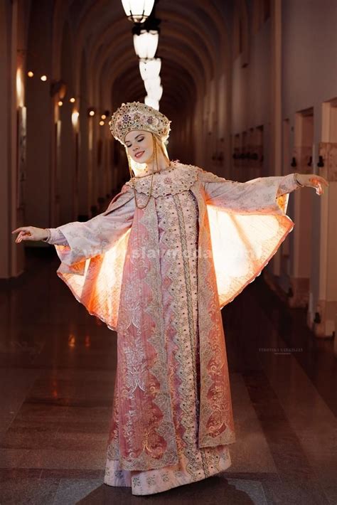 Фотосессия в русском костюме Женская одежда Модные стили Женские наряды