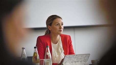 Digitalisierung Bayerns Ministerin Judith Gerlach Kritisiert Bundesregierung