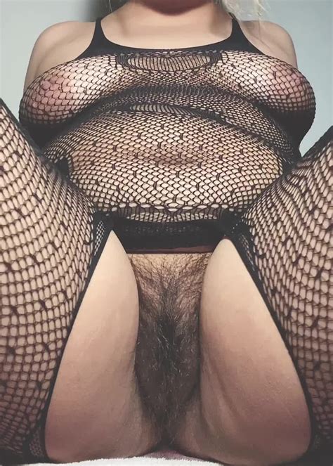 Love Getting A Little Wild With My Bush During Car Rides
