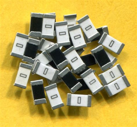 High Current Jumpers Handle Up To 7 A Battery Power Tips