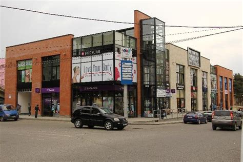 ბიზნეს ცენტრი სავაჭრო ცენტრი სქაი პლაზა თბილისშიrelax Ge ზე