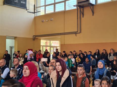 Osnovna škola „begov Han Proslavila Dan škole I 102 Rođendan Žepče