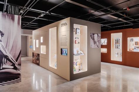 Ebenezer Bond On Linkedin Inside The Maude Exhibit At Museum Of Sex In Miami