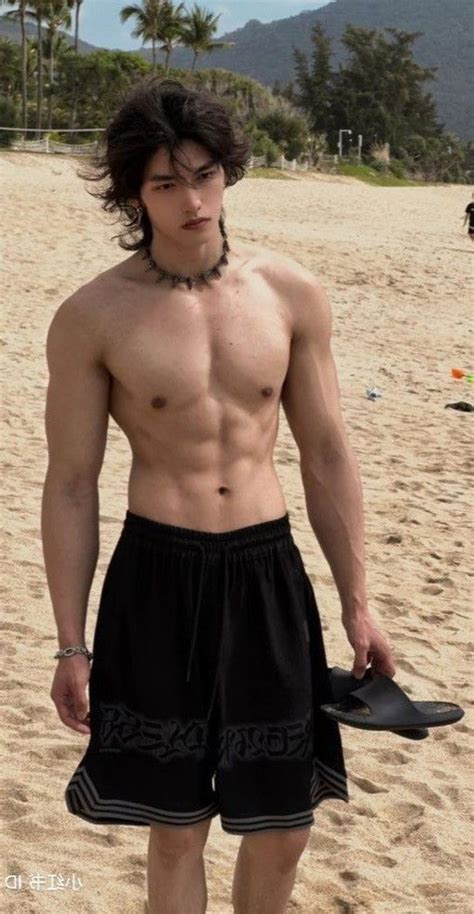 Pin De 🫀⿻𝆹𝅥ᨳ𝗺ɘ𝗹ⱺ͠𝗱𝗒𝆺𝅥𓈈꒰🧠꒱ En 令 山川 Hombres Asiáticos Hombres Flacos