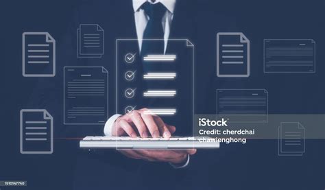 문서 데이터 시스템 보고서 Hr 기술 개념 사업가 관리자 키보드로 입력 흰색 문서 보고서 문서 현대 사무실의 파일 아이콘 종이 없는 문서 계약서에 대한 스톡 사진 및 기타