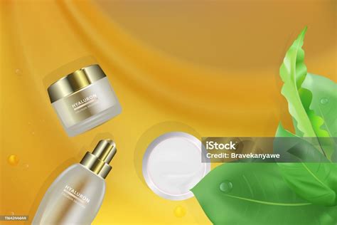 Стокова ілюстрація Дизайн Реклами Косметичного Продукту Золотий Косметичний Дизайн З Рекламним