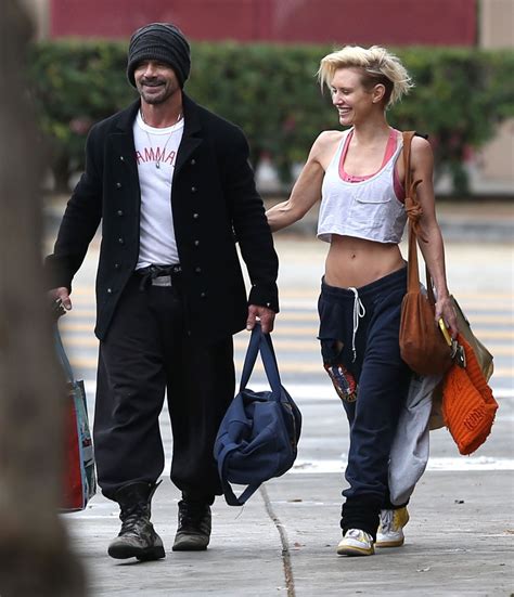 Nicky Whelan Sweats It Out In La Boxing Gym 01 26 2021 • Celebmafia
