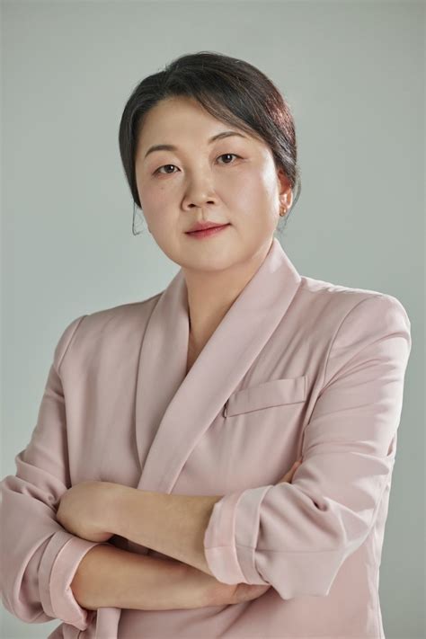 배우 이선희 심스토리 전속계약