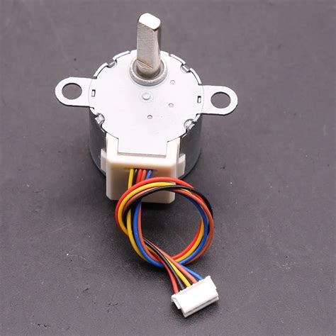 24 Mm 24byj48 Dc 5v Cnc Redukciós Léptetőmotor 4 Fázisú 5 Vezetékes
