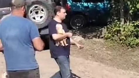 „ღმერთო ხომ ხარ ღმერთი აი ამ კაცის შველას გთხოვ… იქნებ „გაუცოცხლო” ეგ თოჯინა” ჟურნალისტის