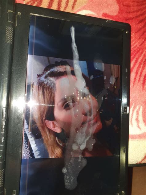 کیرمالی جق زدن رو عکس ناموست