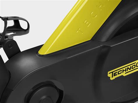 Smart Bike Professionale Group Cycle Connect Technogym Italy