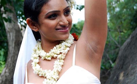 Sexy Actress Waheeda
