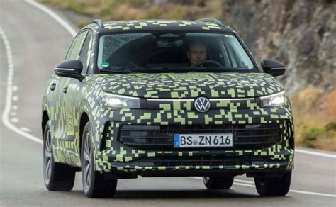 最后一代燃油车！今秋全球首发，大众全新tiguan官方伪装预告图发布 搜狐汽车 搜狐网