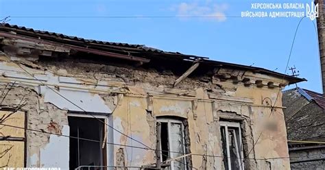 Внаслідок ворожих обстрілів Херсонщини минулої доби є загиблий та поранені Читайте на Ukr Net