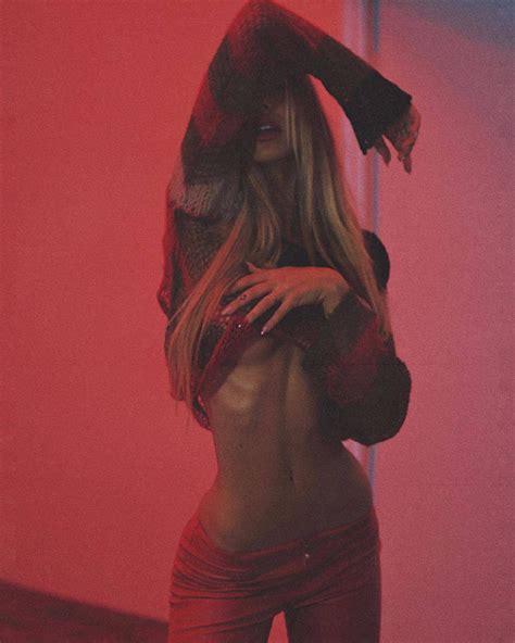 Alexis Ren Sexy Photoshoot Hot Celebs Home