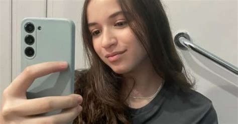 Dor Lancinante E Indescritível Diz Mãe De Adolescente Morta Em Sala De Aula Em Mg