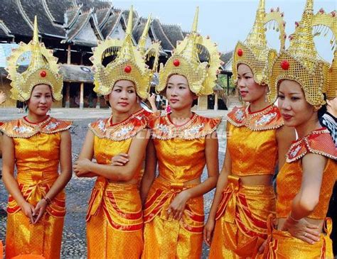 Dai Ethnic Group Facts About Dai Minority Dai People China