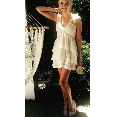 Maggie Grace Feetforum