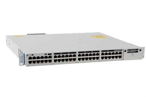 Refurbished Cisco C9300 48uxm Switch At ₹ 150000 Cisco Network Switch
