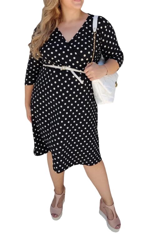 Plus Size ΡΟΥΧΑ ΓΙΑ ΚΑΛΕΣΜΕΝΗ ΣΕ ΓΑΜΟ ΚΑΙ ΒΑΠΤΙΣΗ