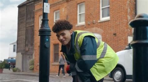 Shell Adverts Banned For Not Mentioning Large Scale Oil And Gas Work