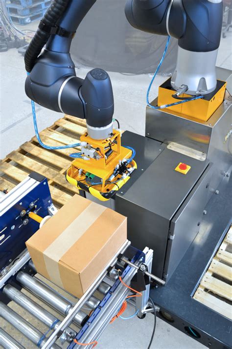 Robotic Palletizers For Material Handling And End Line Packaging