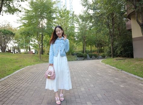 봄스타일링의 정석이 데님 자켓 여자 청자켓 코디 네이버 블로그