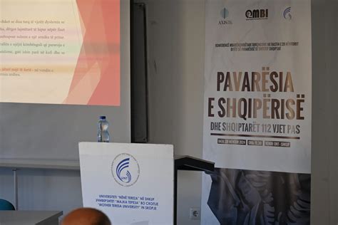 Универзитет Мајка Тереза