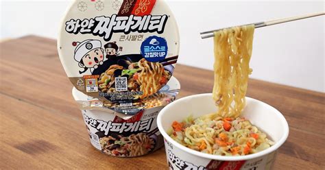 “흰색인데 짜파게티 맛이”… 농심 ‘하얀 짜파게티 큰사발 출시