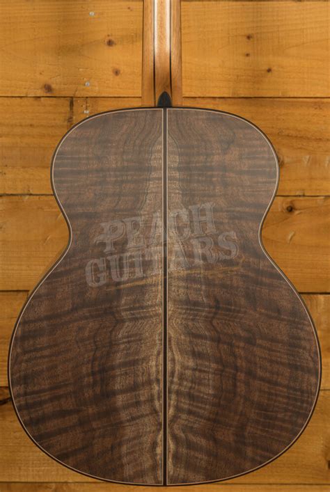 Lowden O 50 Master Grade Walnut Master Grade Sinker Redwood