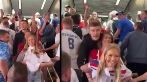 VIDEO Hincha inglesa mostró sus senos pero no fue en el mundial de Qatar