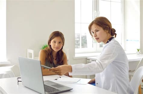 Helping Your Daughter Prepare For Her First Womens Wellness Visit