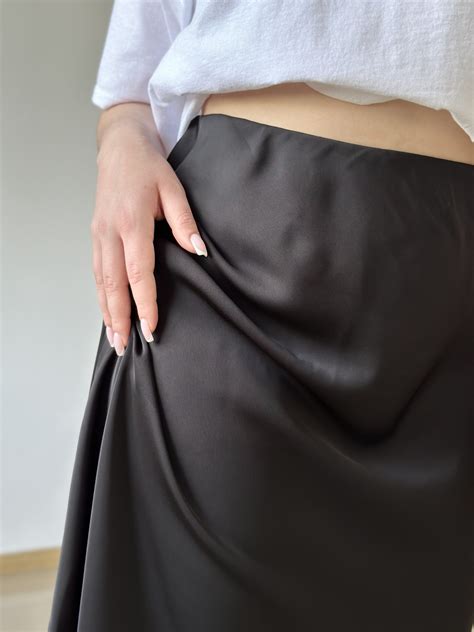 Шовкова спідниця Tuvdoma