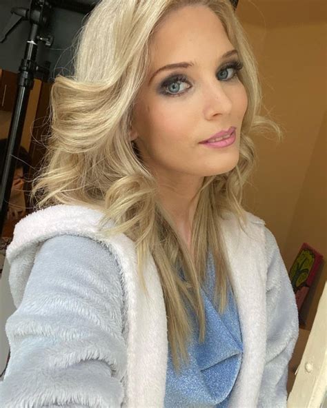 Tw Pornstars Candee Licious Pictures And Videos From Twitter Page