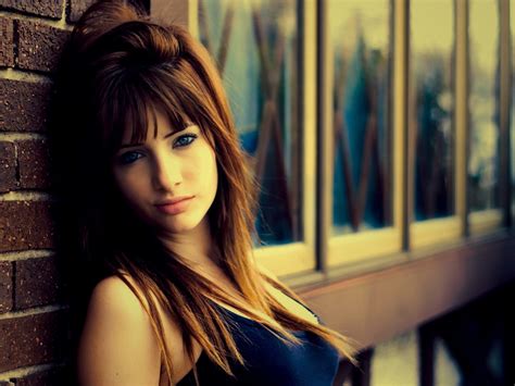 배경 화면 모델 초상화 긴 머리 안경 사진술 유행 사람 수잔 코피 색깔 소녀 아름다움 눈 여자 레이디 금발 스냅 사진 헤어 스타일