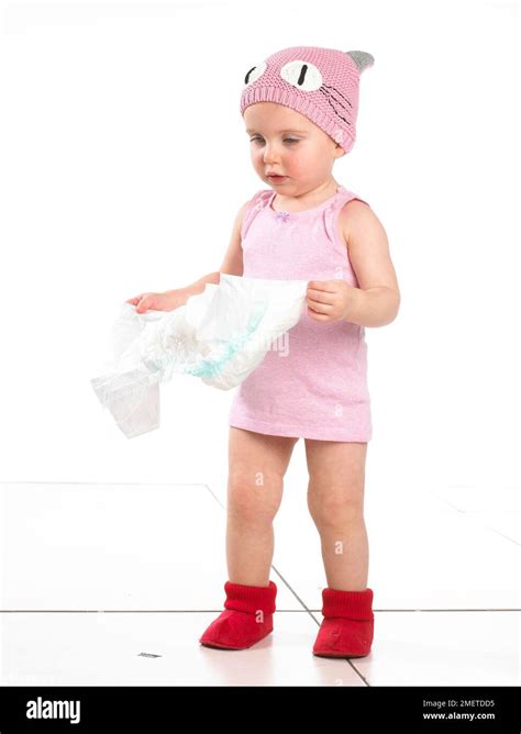 Volle Windel M Dchen Fotos Und Bildmaterial In Hoher Aufl Sung Alamy