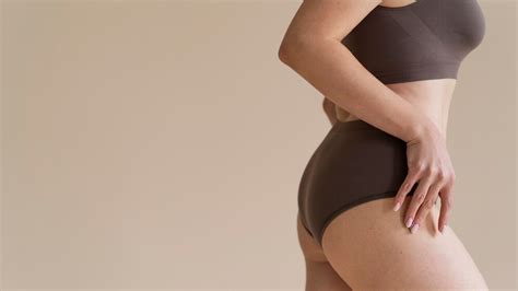 란제리에 아름 다운 여자 무료 사진