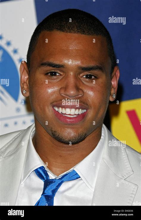 Chris Brown Poses In The Press Room At The 2008 Mtv Video Music Awards