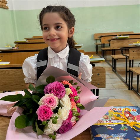 Сегодня у моей маленькой принцессы важный день — она идёт в первый класс 🎒📚 Я так горжусь тобой