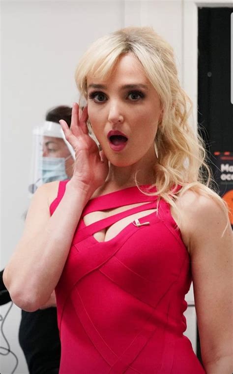 Chloefineman