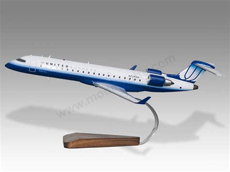Bombardier Crj 700 United Express Model Modelbuffs