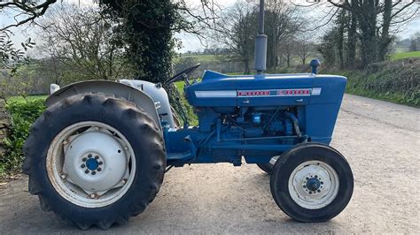 Ford 2000 1965 1975 Tractor Data And Specs